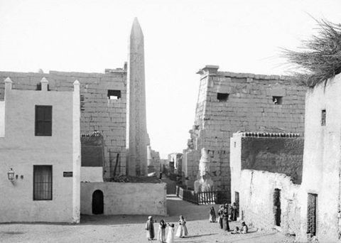 THE SPLENDOURS OF LUXOR: Luxor Temple in the 19th Century- Excavating ...