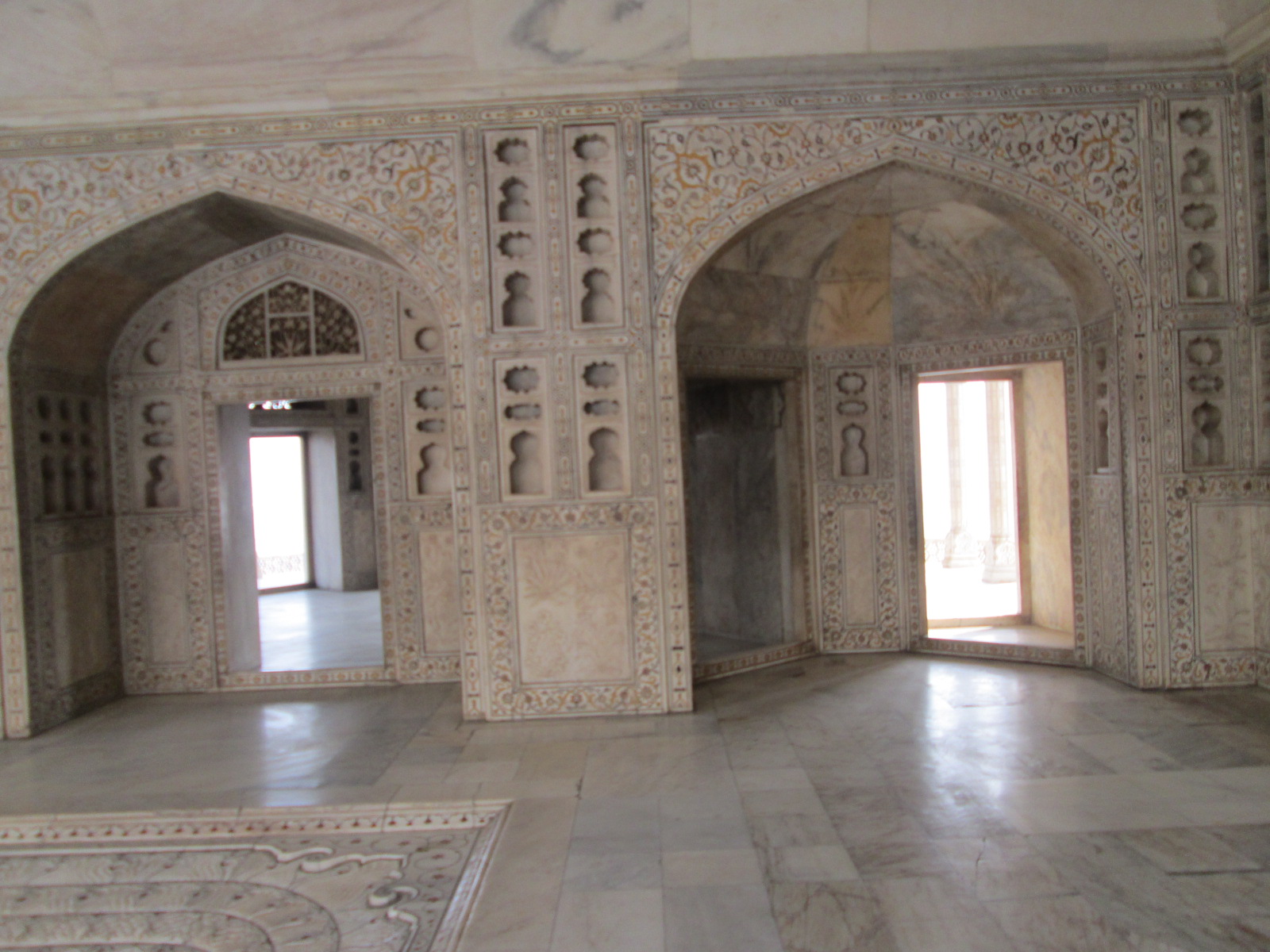 Lacunae Musing: Ann's Trip to India -- Part II