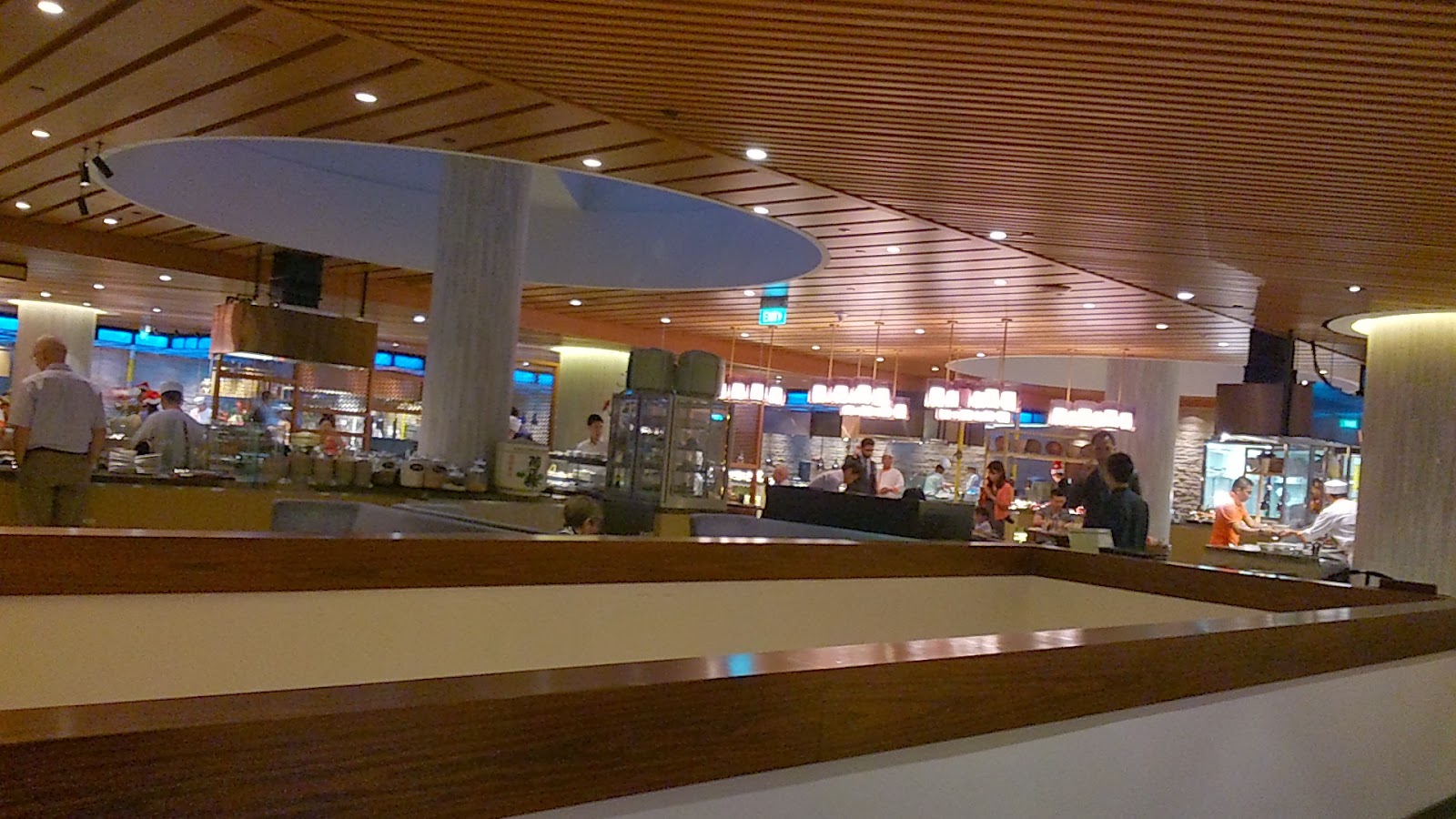 SuMMeR LoVes To Eat! Singapore Food Blog: Christmas Eve Dinner Buffet ...