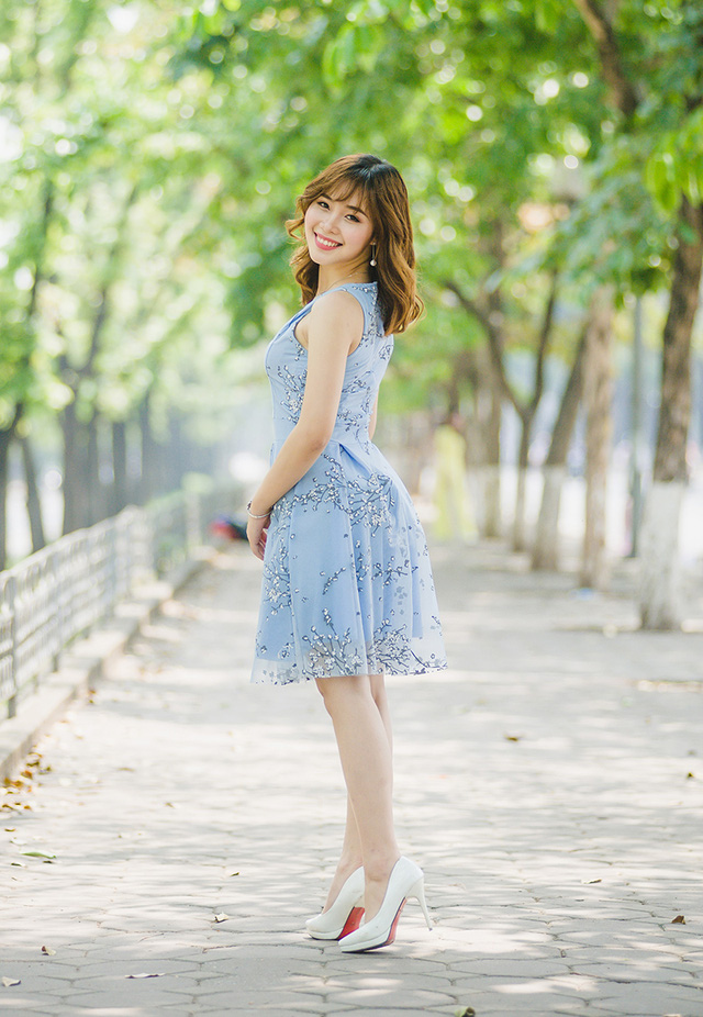 Huong Ly - Asian Girl