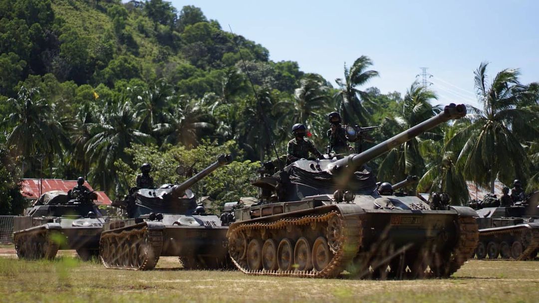 DEFENSE STUDIES: Yonkav 12/BC Latihan Uji Siap Tempur Tingkat Kompi