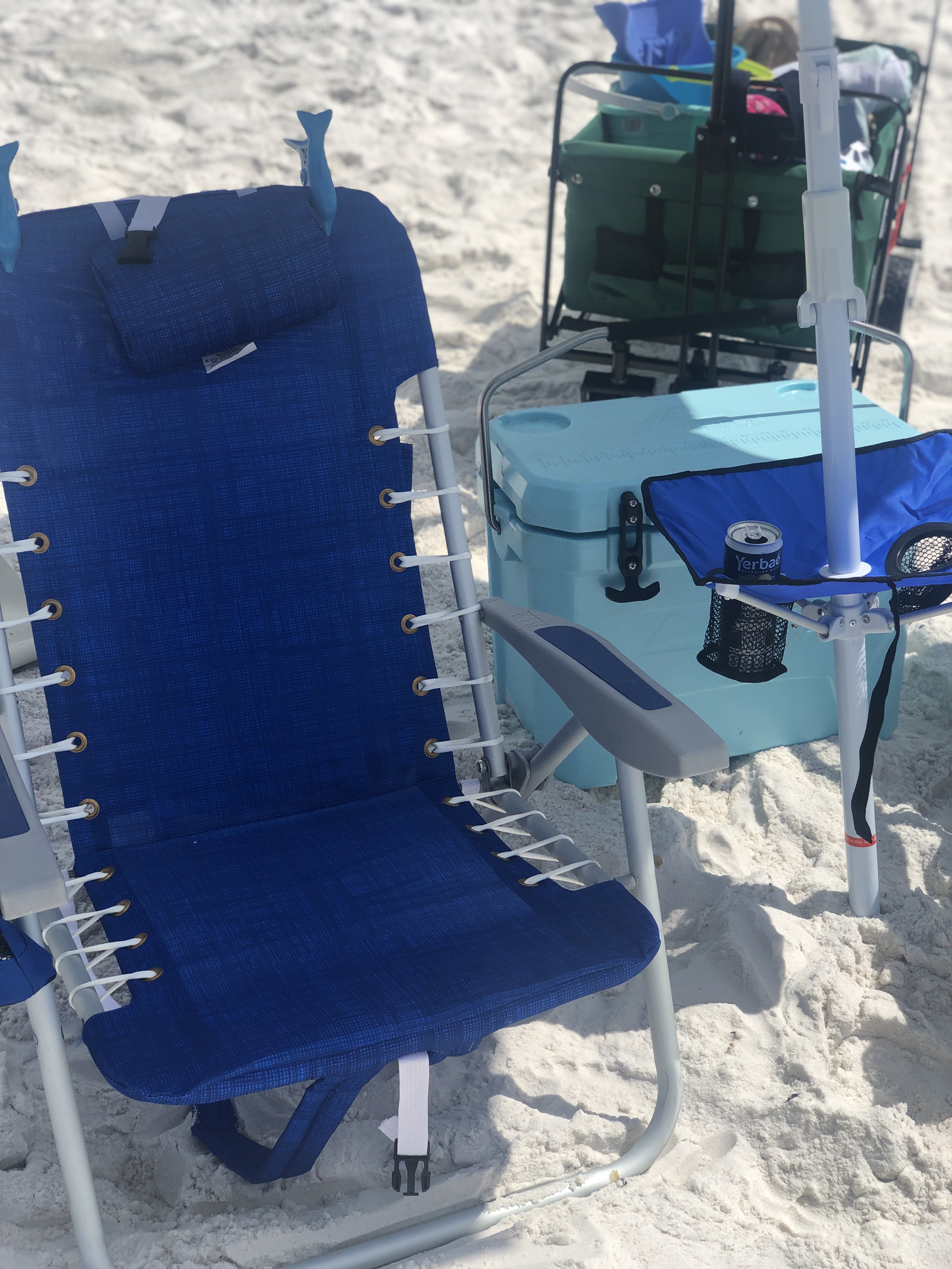 Sit Back and Relax on Sandy Shores - A Portable Beach Set Up You Will ...