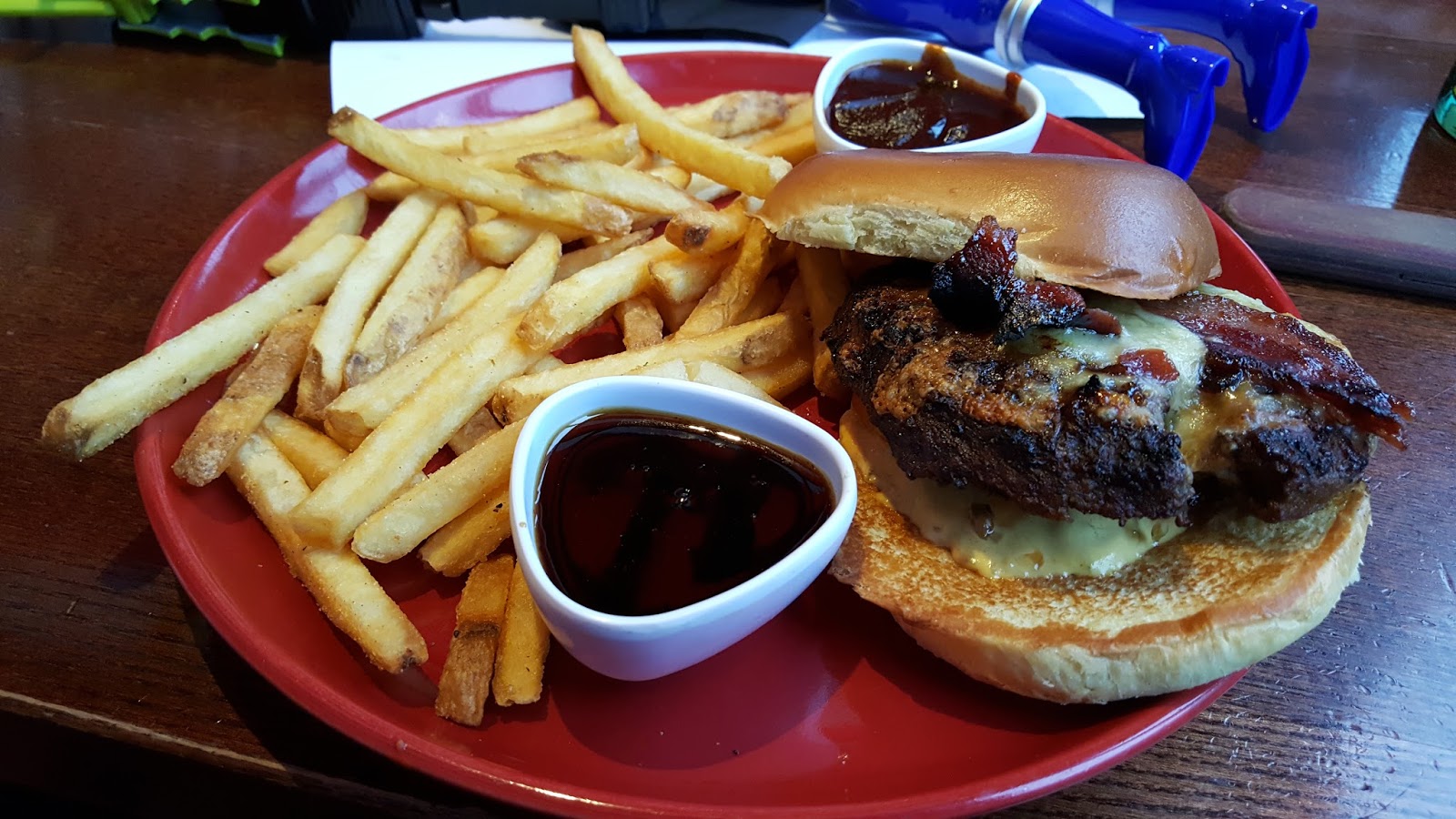 SUPERHERO SUNDAY AT TGI FRIDAYS ... The Yorkshire Dad Blog ...