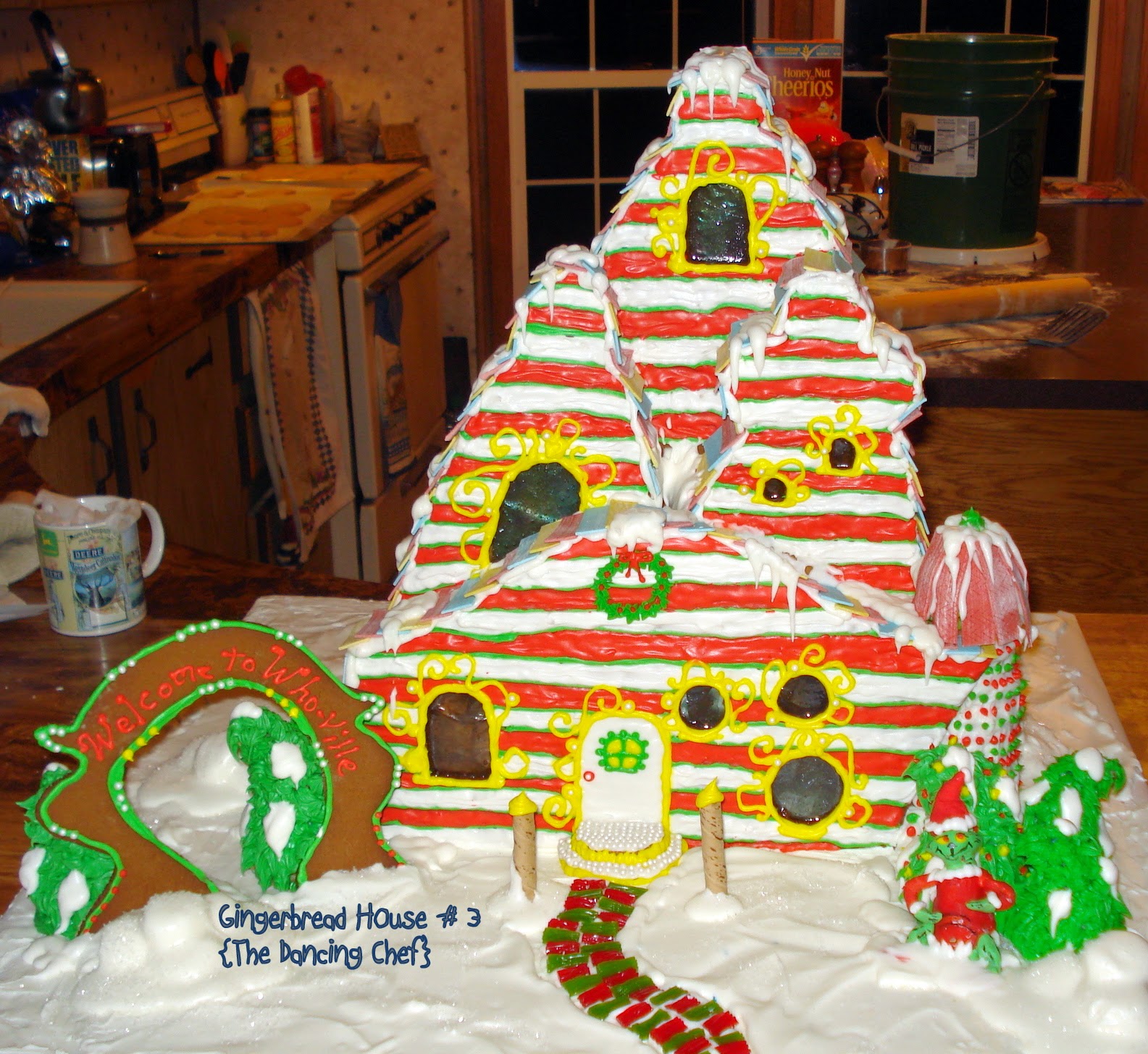 The Dancing Chef: Past Gingerbread Houses