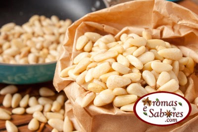 Aromas e Sabores: Pignolis