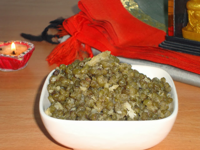 Poornima's Cook Book: Pasi Payaru (Green Moong) / Green Gram Sweet ...