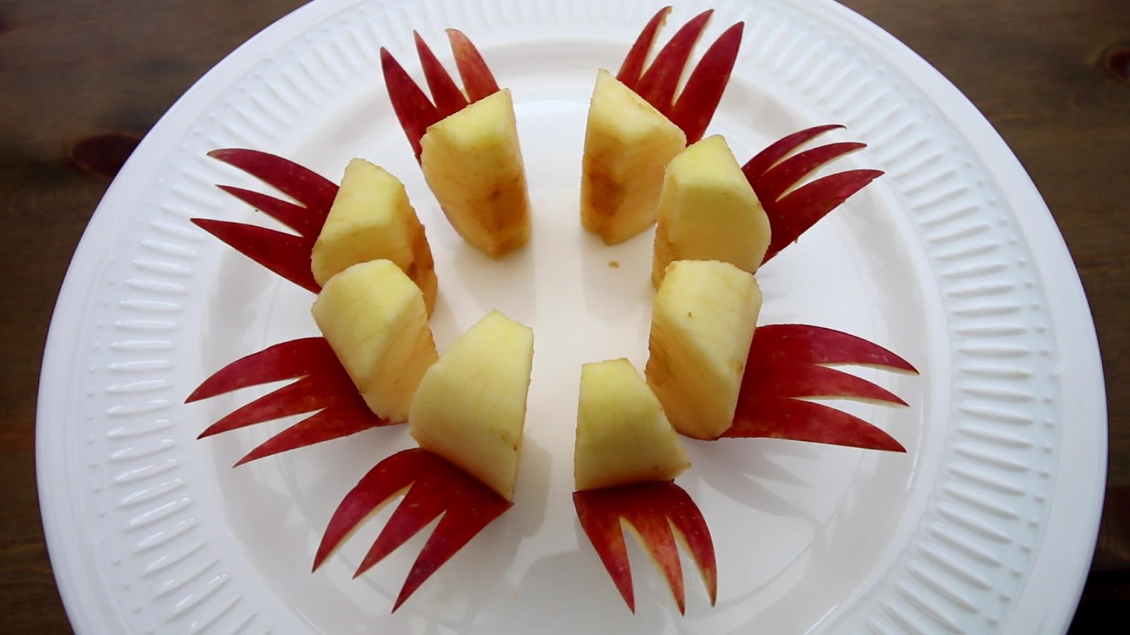 ItalyPaul - Art In Fruit & Vegetable Carving Lessons: Simple Fruit ...