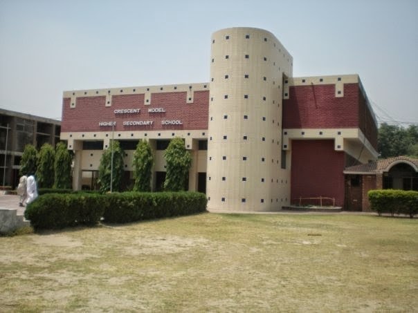 Lahore: Crescent Model Higher Secondary School