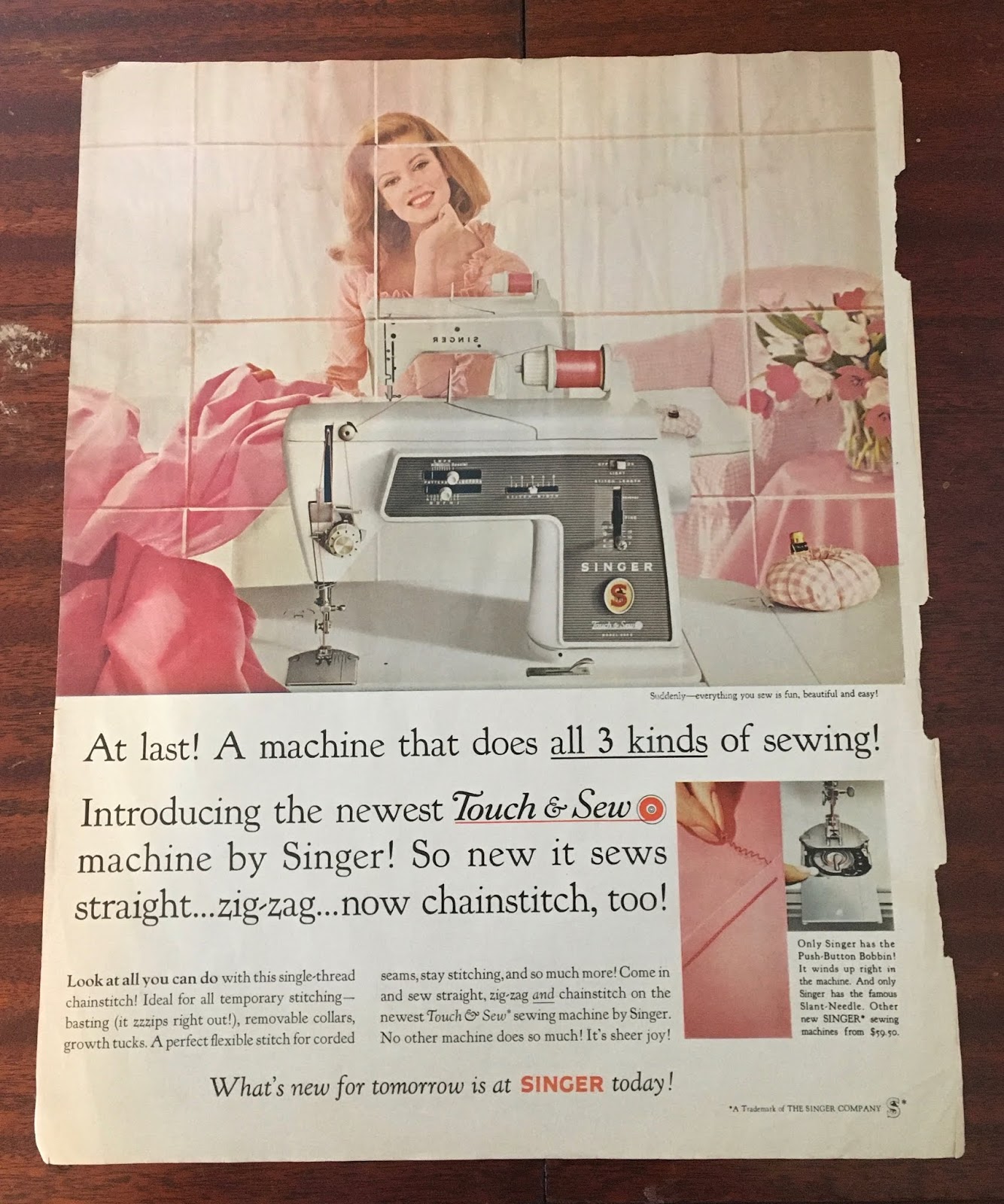 Reclaimed Stitches: Singer Touch & Sew 600 - It Chain Stitches!