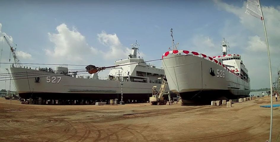 Indonesia launches 2 new Teluk Bintuni-class landing ship tanks - Asia ...