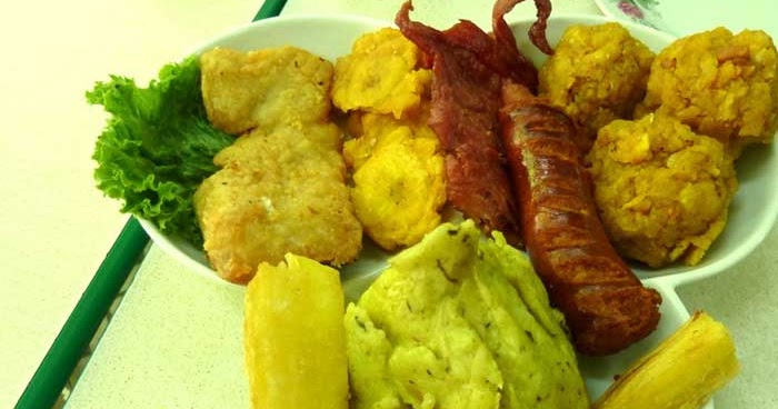 Blog de comidas peruanas: COMO PREPARAR TACACHO CON CECINA PLATOS ...