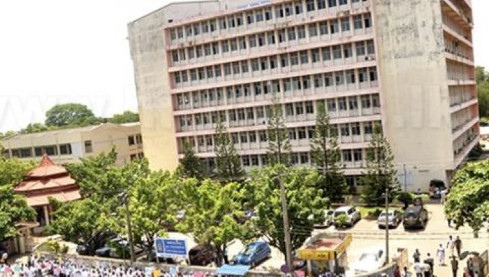 The prisoner who tried to escape during PCR test dies after falling ...