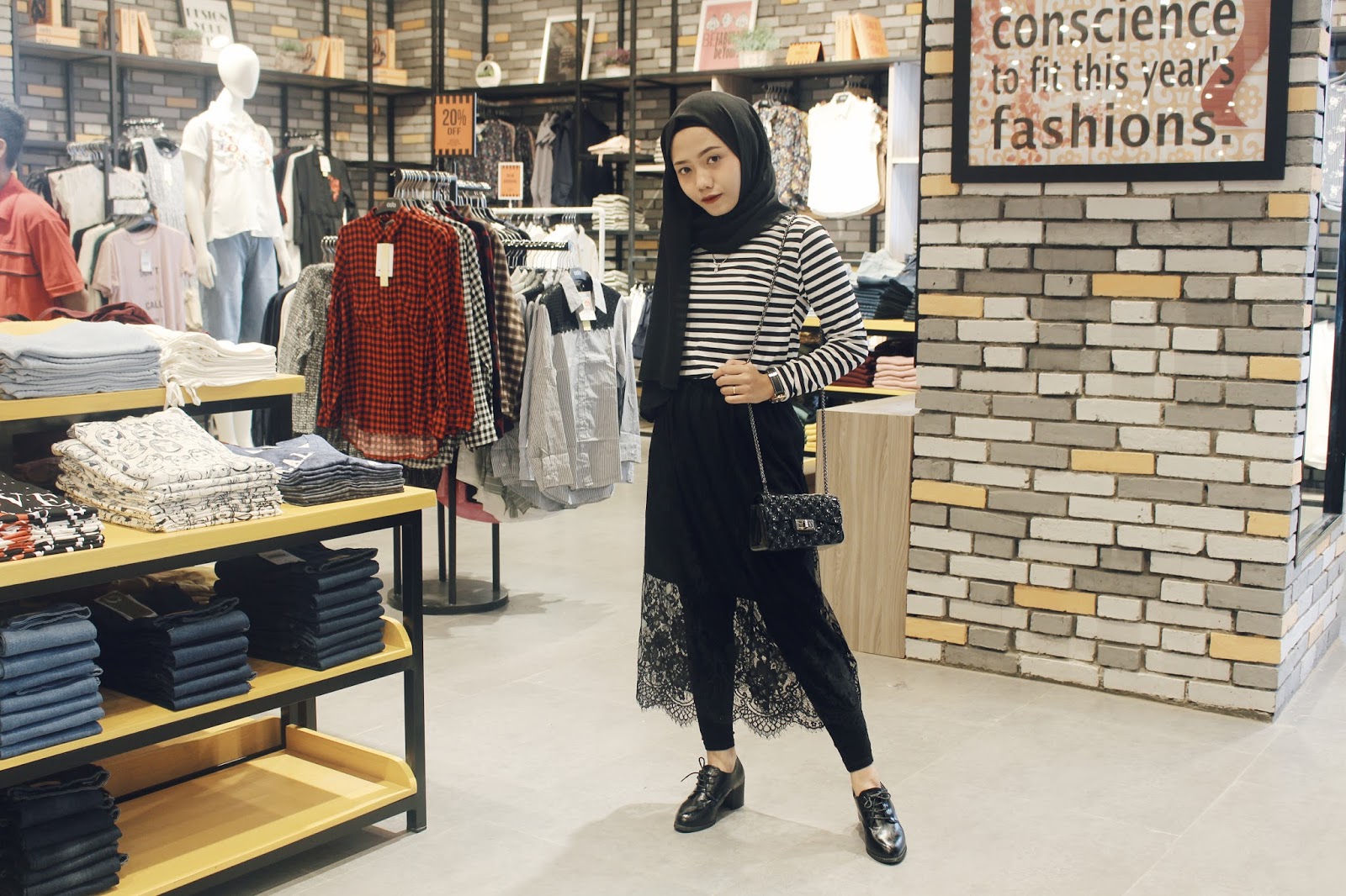 BELANJA OUTFIT KECE DI ADA STORE JOGJA - BEKIKA ROOM