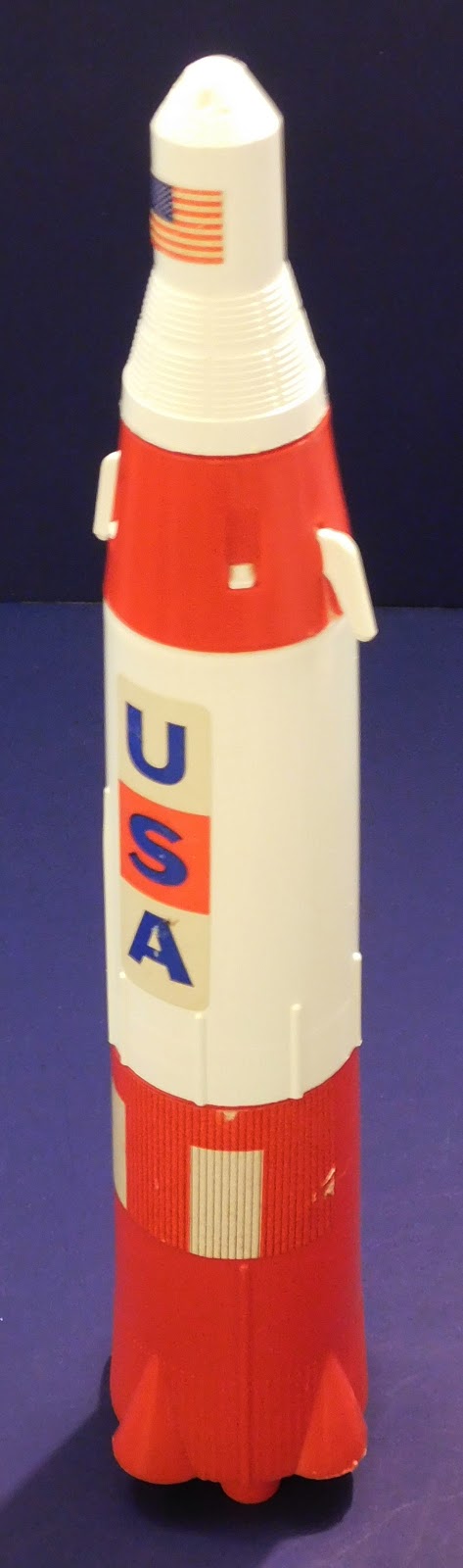 Toys and Stuff: Processed Plastic Apollo Moon Rocket v3