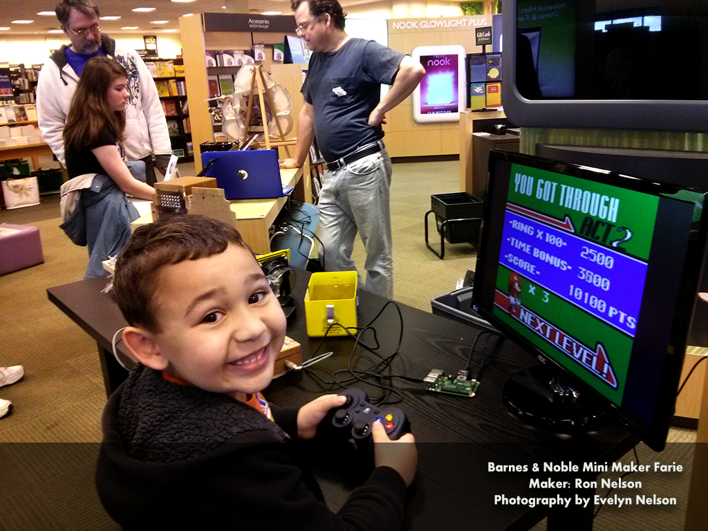 Sybarite Studio: Barnes and Noble Mini Maker Faire Show & Tell