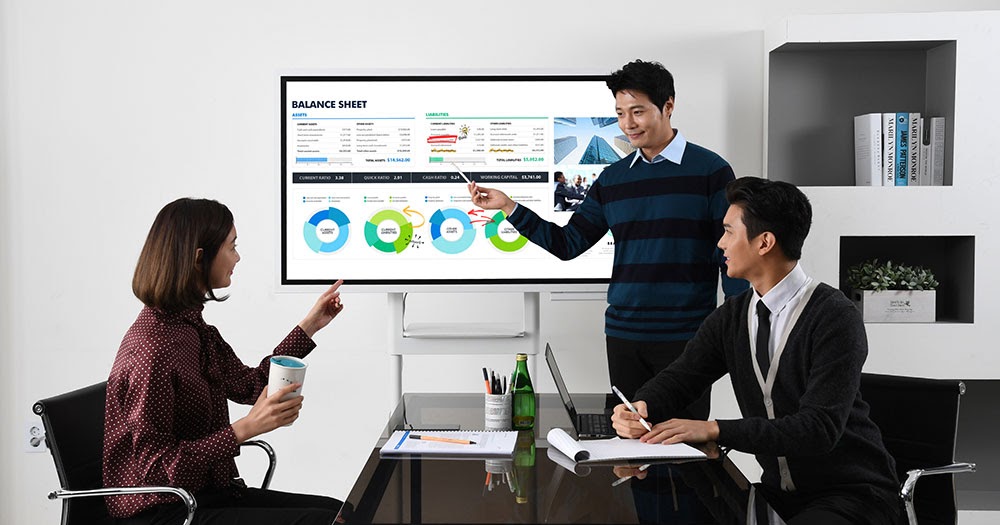 Papan Tulis Digital Membuat Presentasi Lebih Interaktif