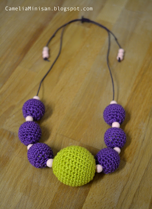 Camelia Minişan: Coliere Crosetate