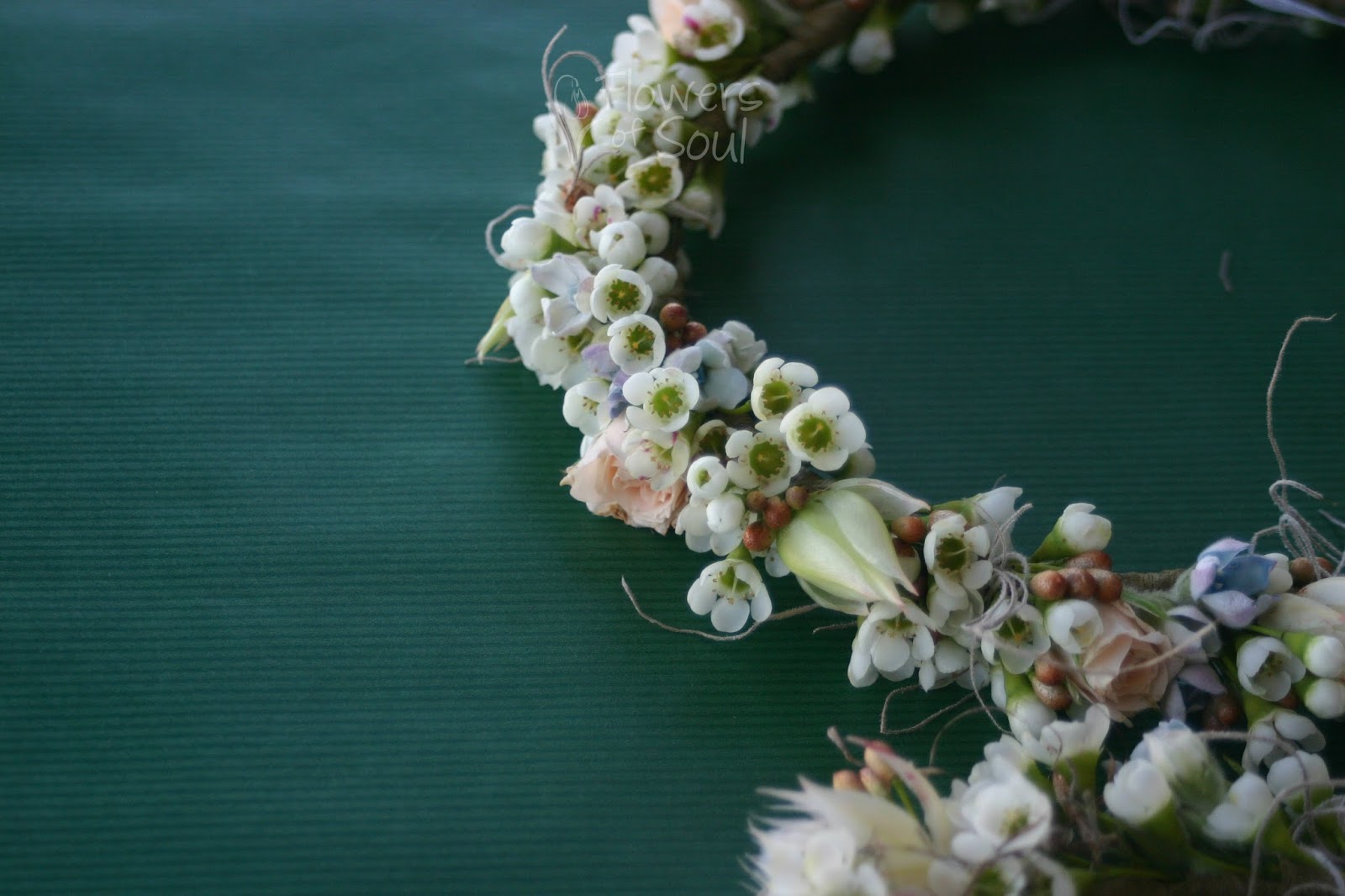 Flowers of Soul: Coronite / Flori de pus in par