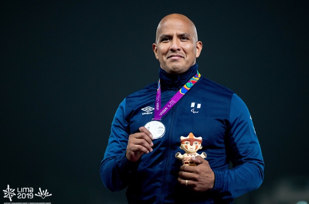 holaesungusto: CARLOS FELIPA CONSIGUE EN BALA F63 LA TERCERA PRESEA ...