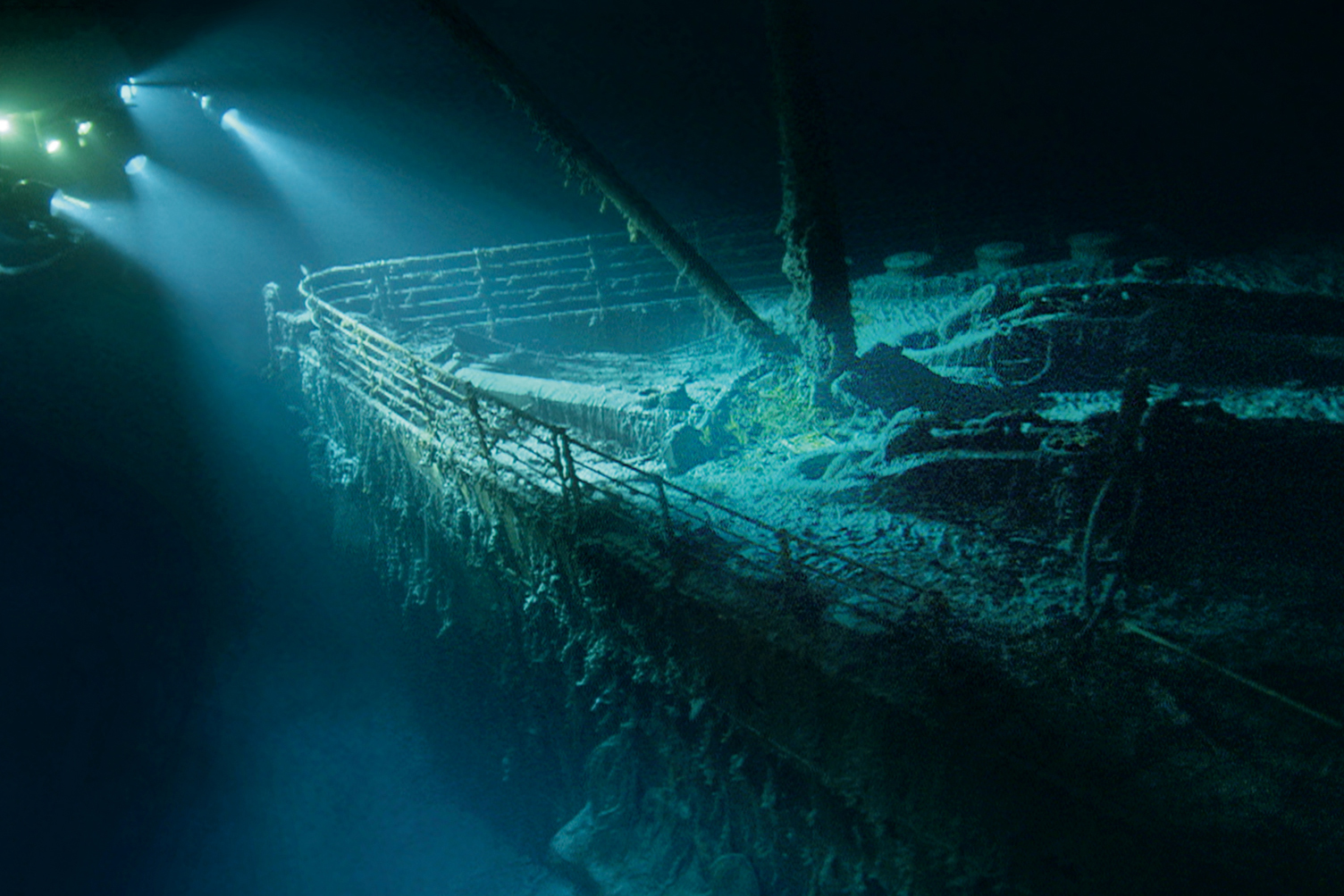 Top 10 Most Famous Shipwrecks - TenBuzzfeed