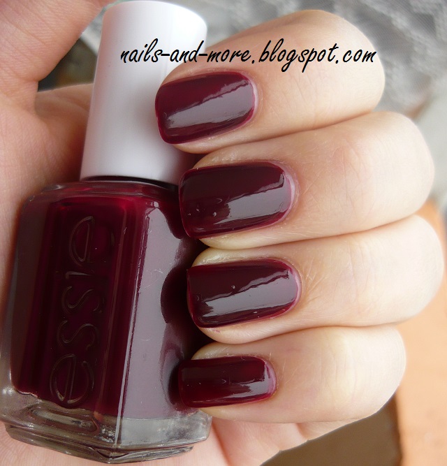 Girl stuff: Essie - Berry hard