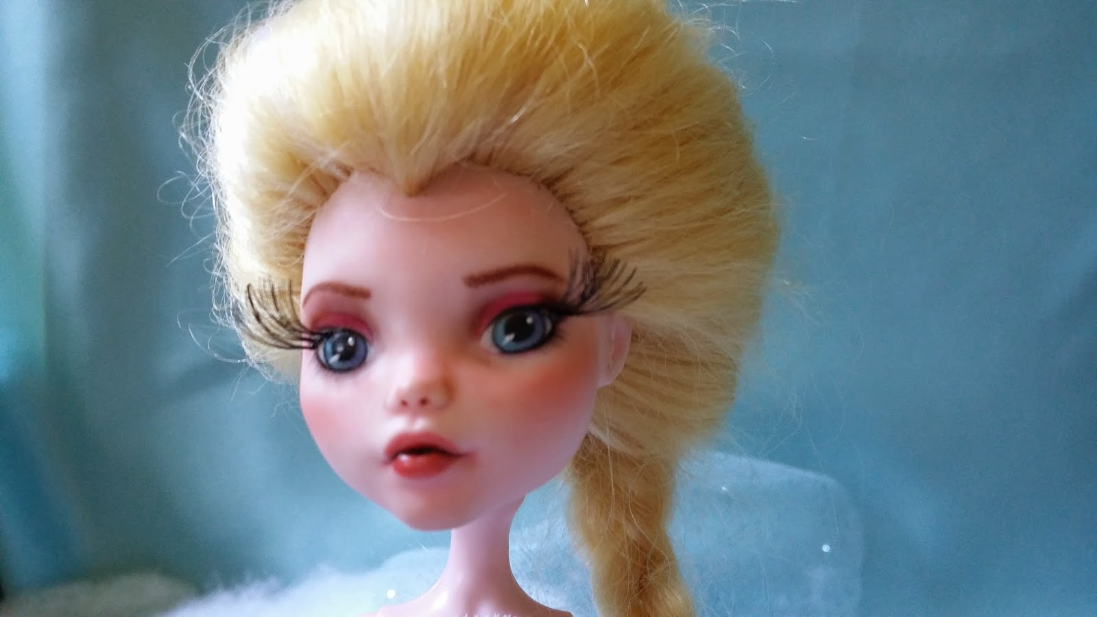daisy likes dolls.: Frozen's Elsa Custom Monster High Repaint