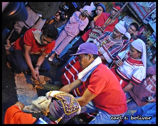 Bukidnon Photo Journal: Kaamulan Festival 2012: Pamuhat Ritual Before ...