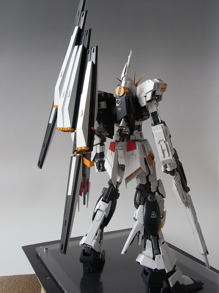 1/60 Perfect Grade Nu Gundam customized build