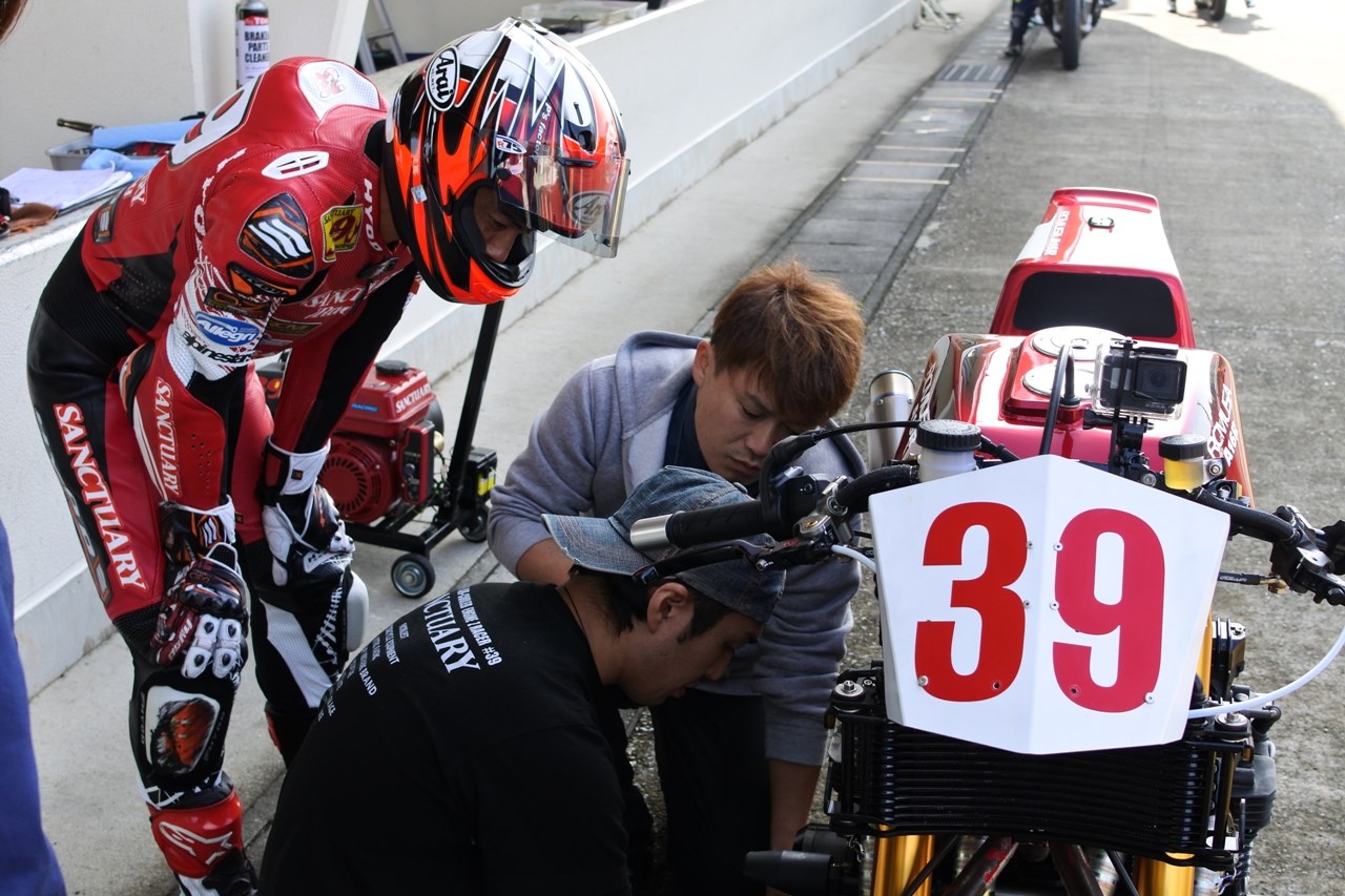 A16R / AC-Sanctuary サンクチュアリー本店