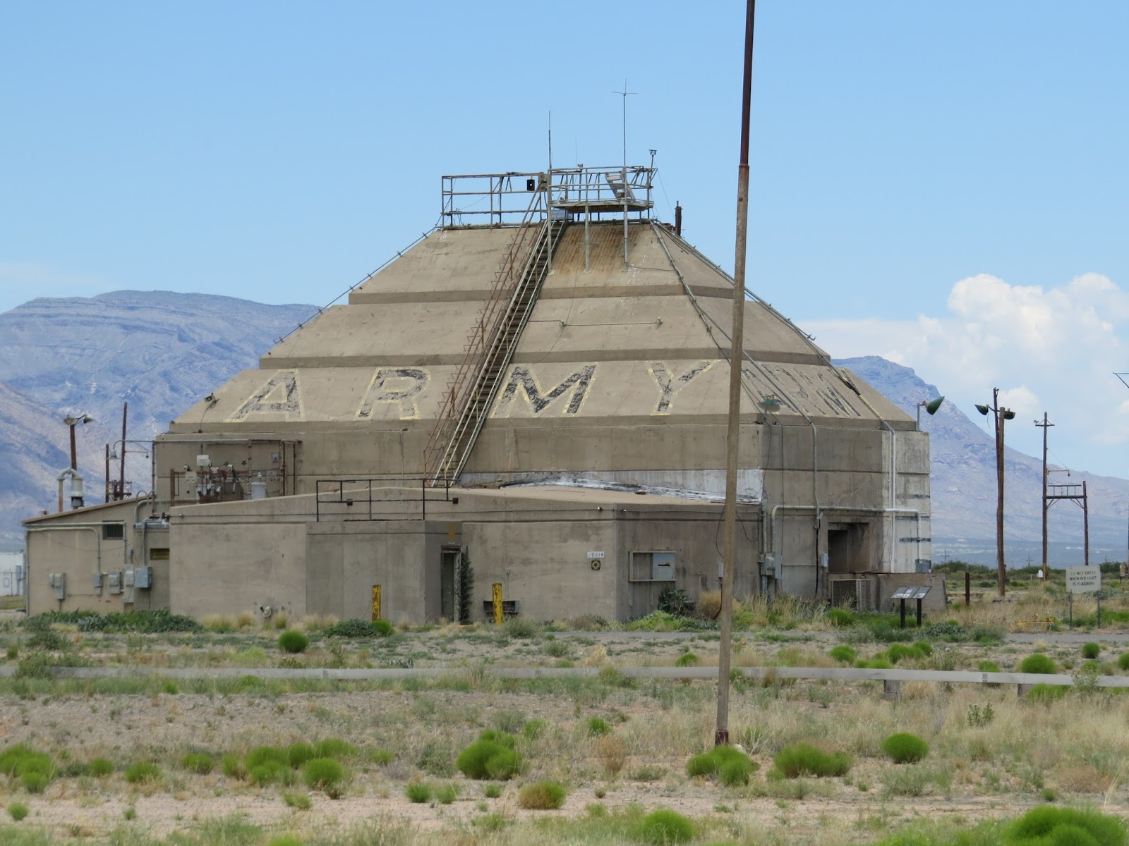 Catching the Trade Winds: THE QUEST FOR SPACE TRAVEL AT WHITE SANDS ...