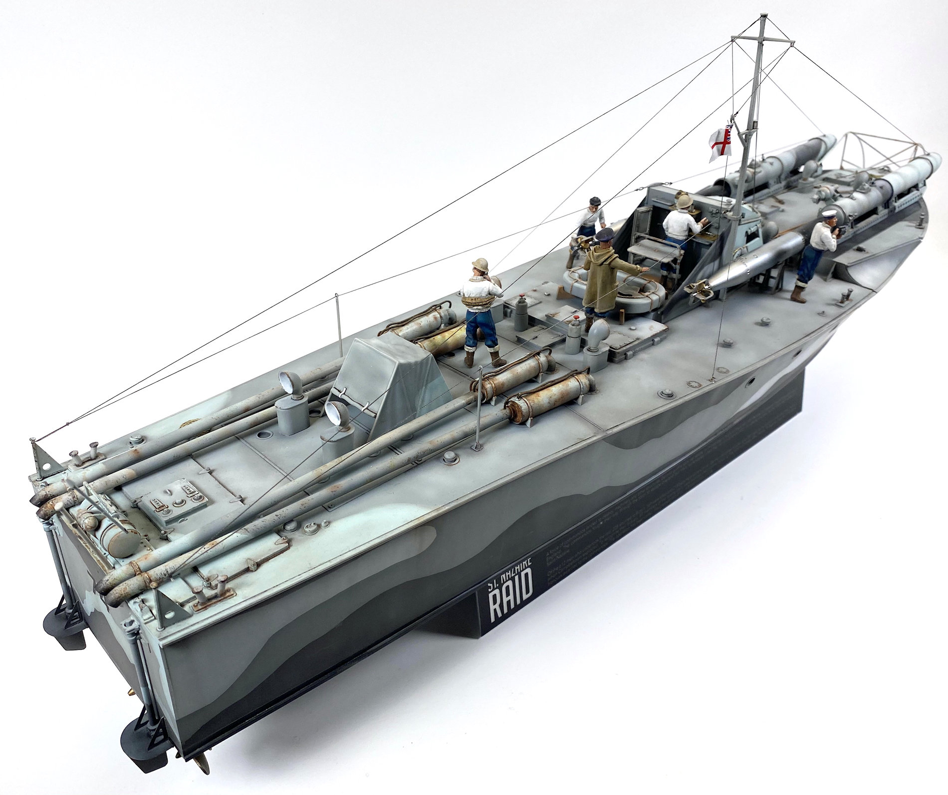 Vosper MTB 74 with crew from Italeri - The Modelling News - Plastic ...
