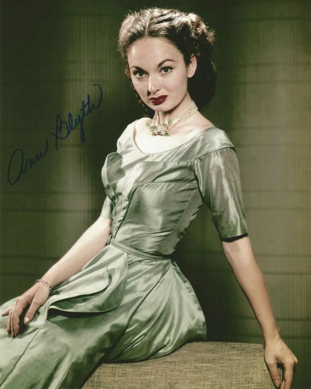 40 Glamorous Photos of Ann Blyth in the 1940s and ’50s ~ Vintage Everyday