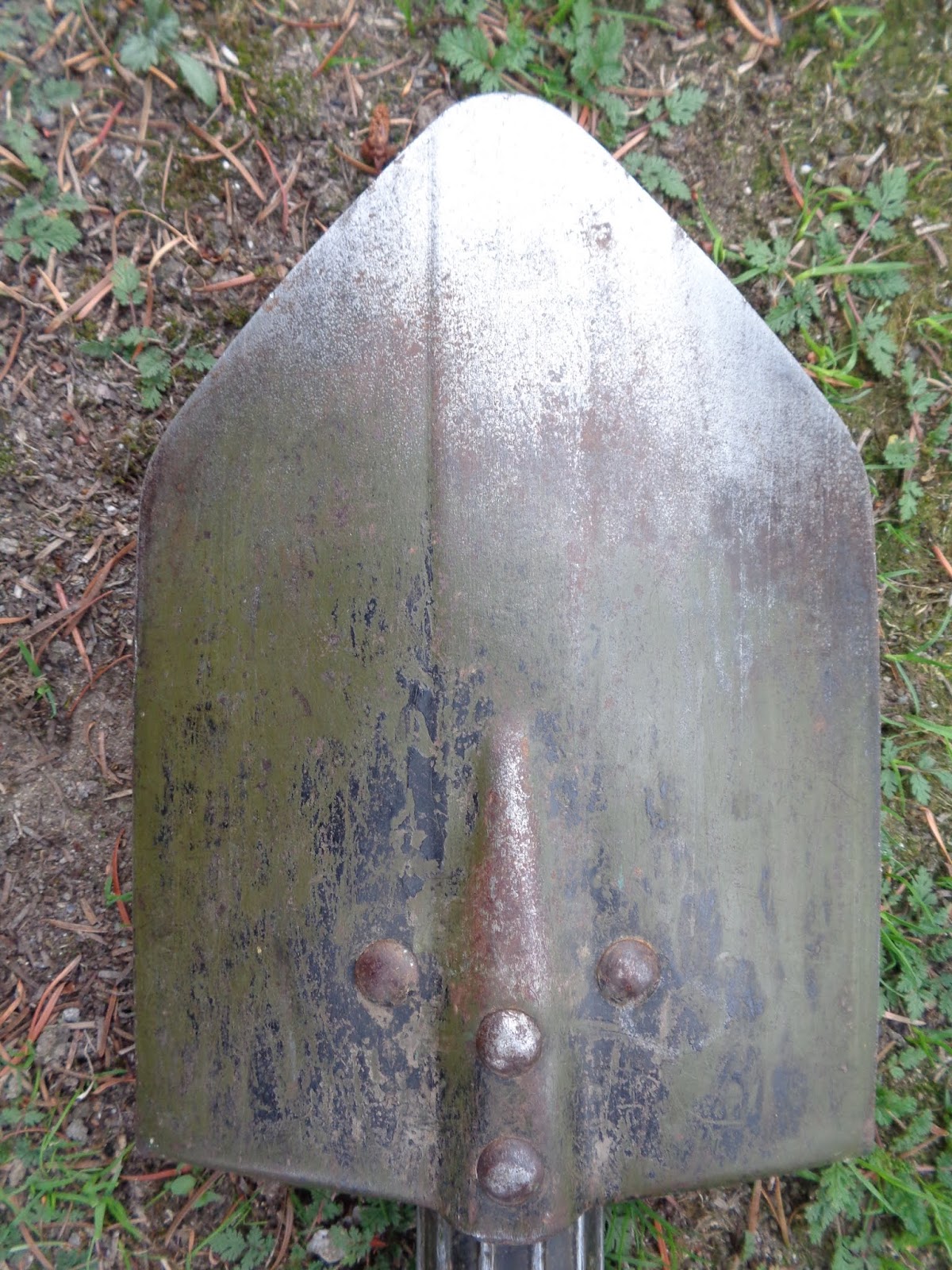 Four Bees: 1943 dated, US M-43 Entrenching Tool - Shovel with First ...