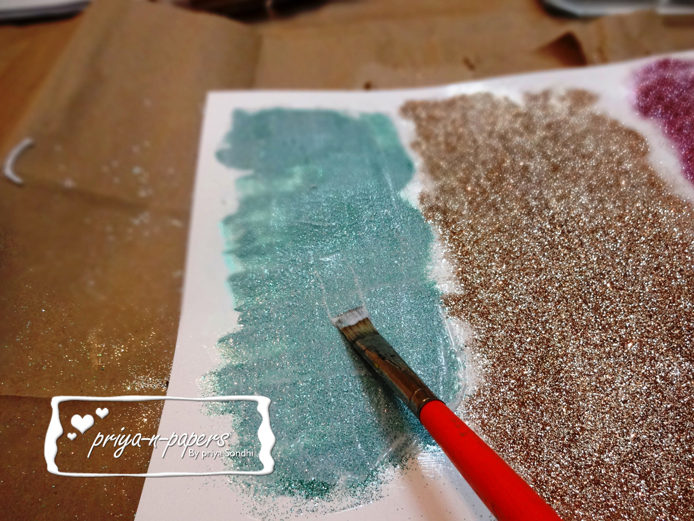 Crafters Corner : Tutorial : Mod Podge Glitter Magic