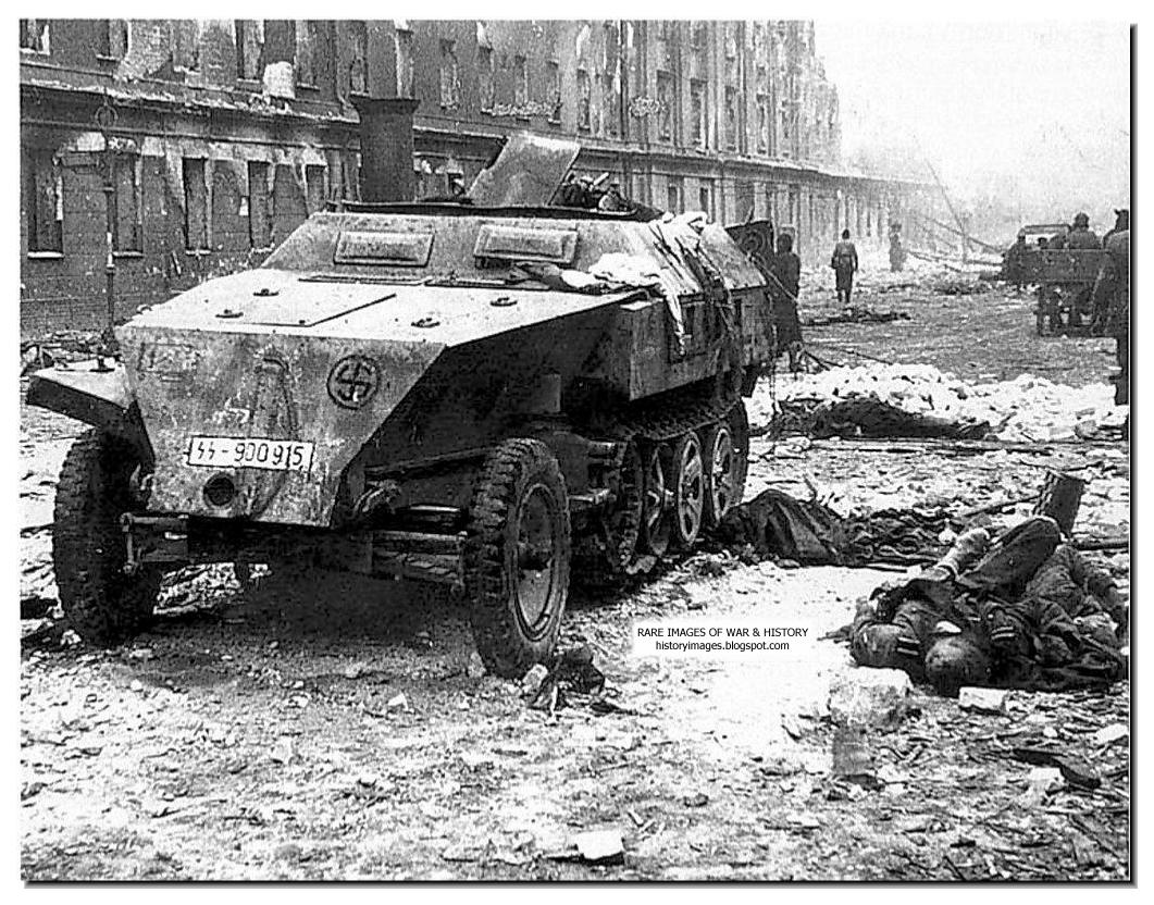 HISTORY IN IMAGES: Pictures Of War, History , WW2: Waffen SS: WW2 Elite ...