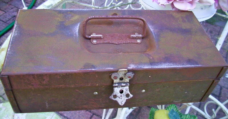 The Polka Dot Closet: I'm Featured in Romantic Homes Magazine!