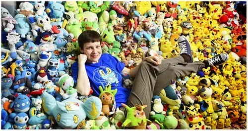 Gadis Ini Kumpul 16 Ribu Watak Animasi Pokemon. - Gaban Comel