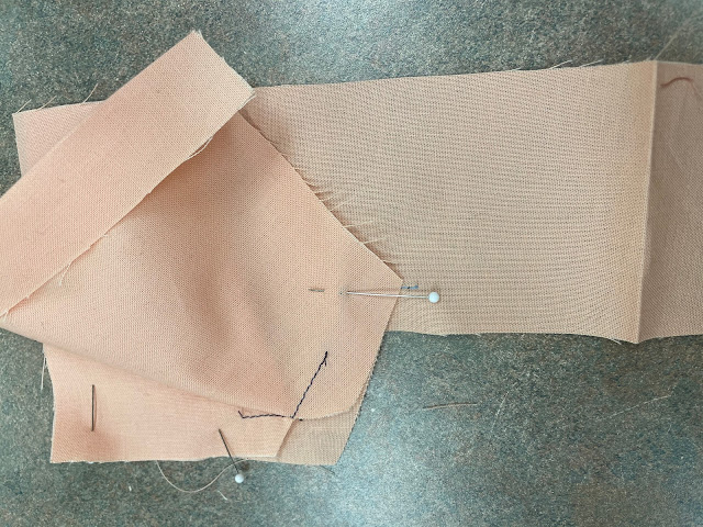 sewcreatelive: Jacket Back Vent with Lining (A Sample)