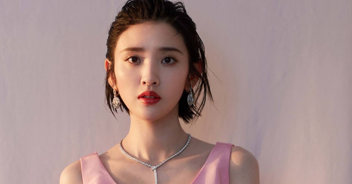 China Entertainment News: Tang Yixin poses for photo shoot