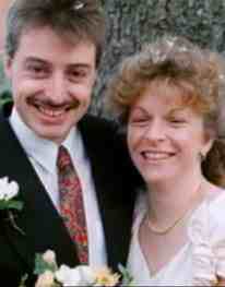 True Crime Blog UK: DENA THOMPSON aka THE BLACK WIDOW