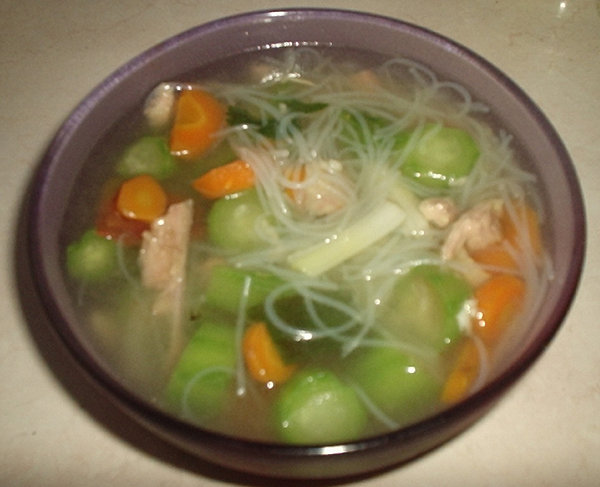 TRADITIONAL FOODS AND DRINKS IN WEST BORNEO: sayur gambas