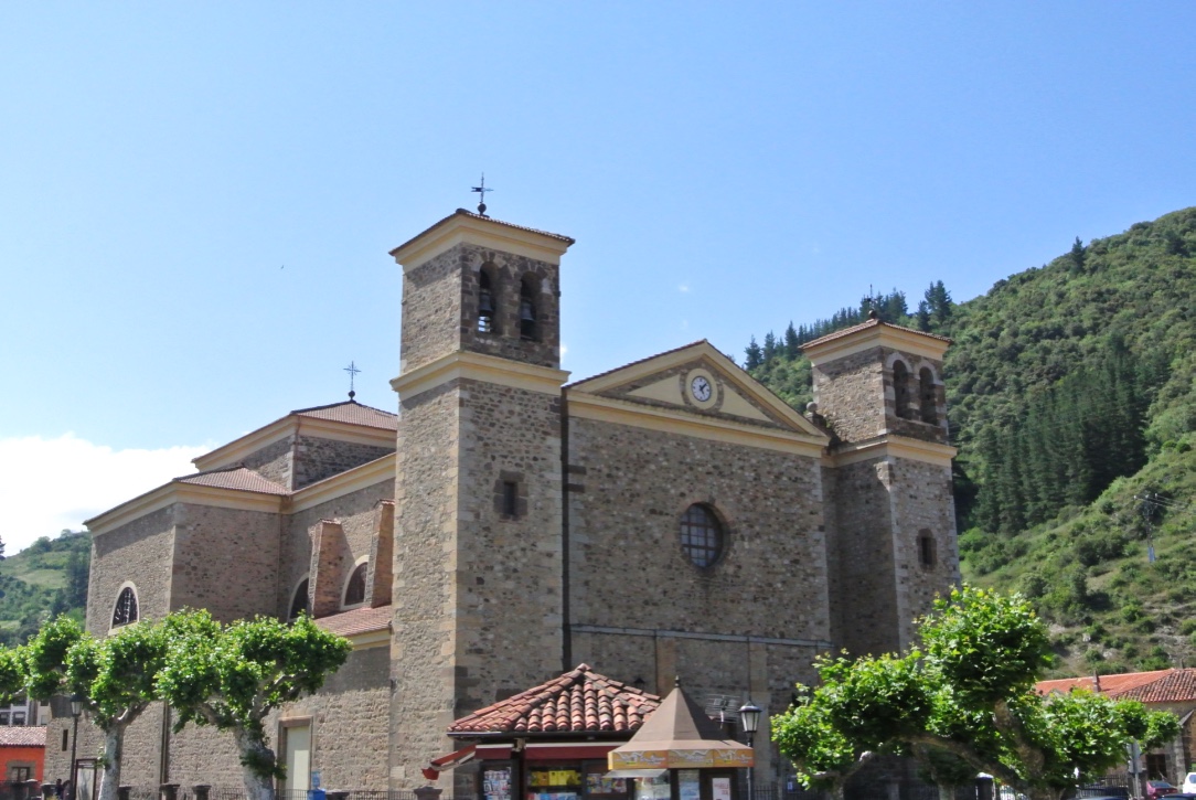 Potes, a caminho dos Picos da Europa. - Sempre Entre Viagens