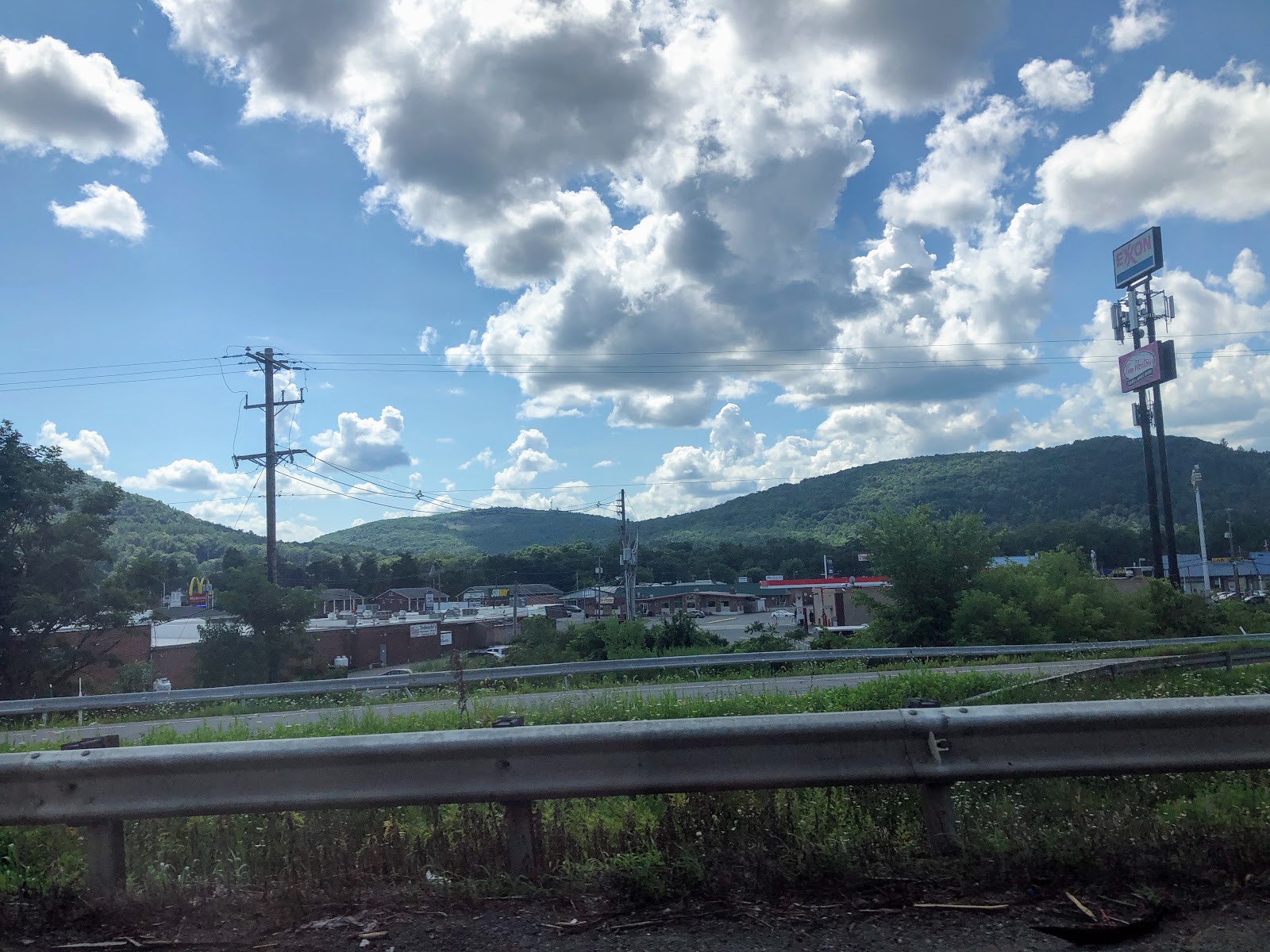 25059 US-11, Hallstead, PA