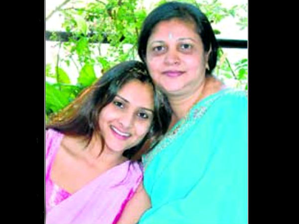 Ramya Wiki, Movies,affairs, Biodata, Contact-info, Family, News, OMG