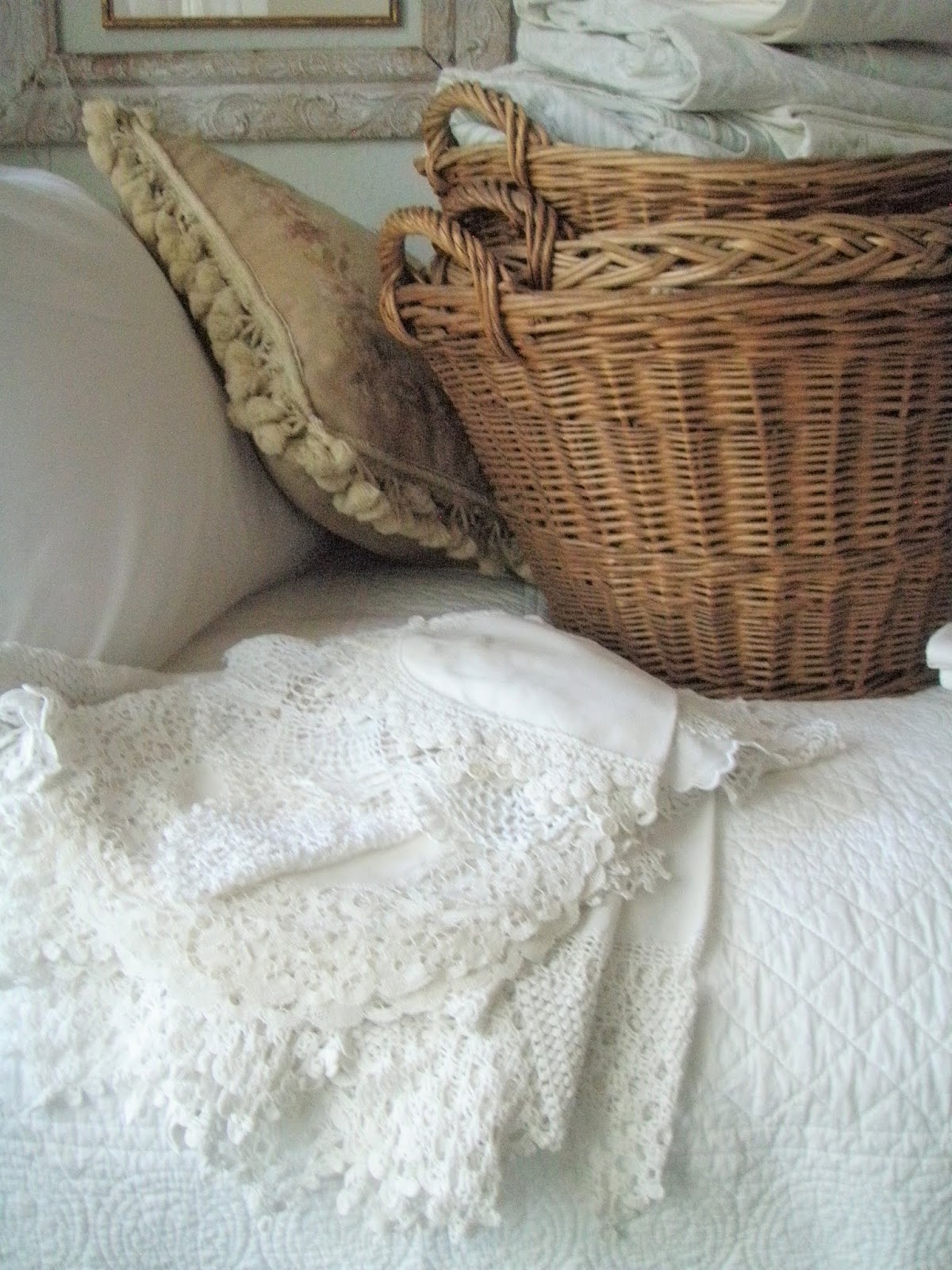 Cabin & Cottage : Working With Linens