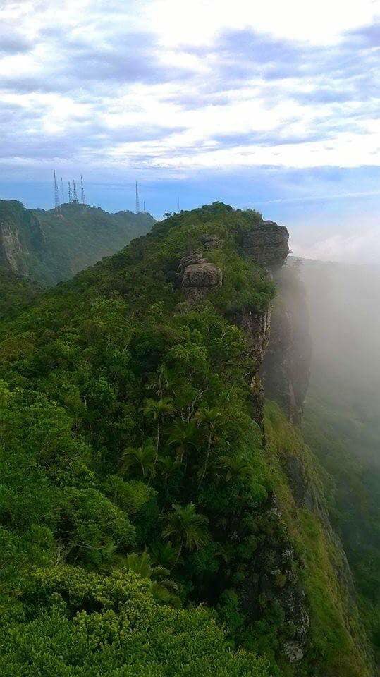 The Holiday and Travel Magazine: Picturesque Deniyaya in Sri Lanka