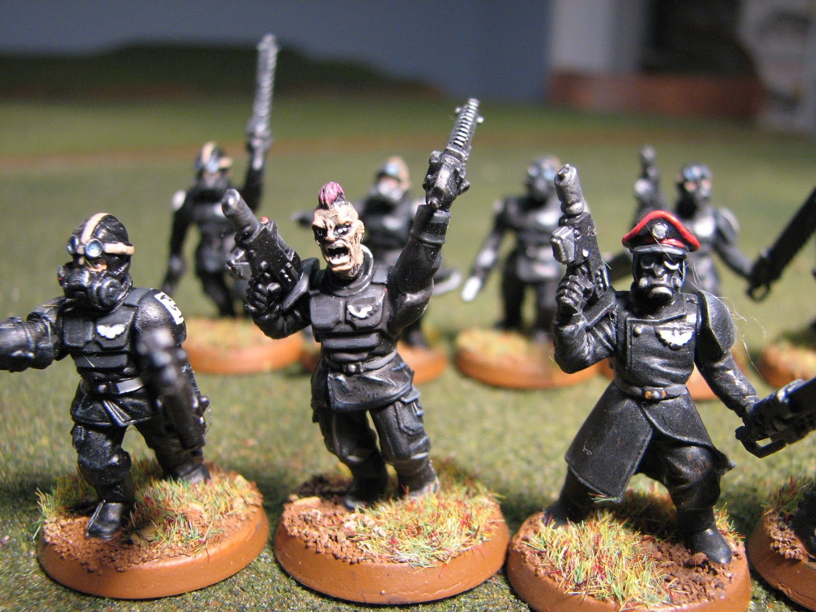 15mm Sci Fi Small Soldiers: Warhammer 40K Imperial Guard Steel Legion ...