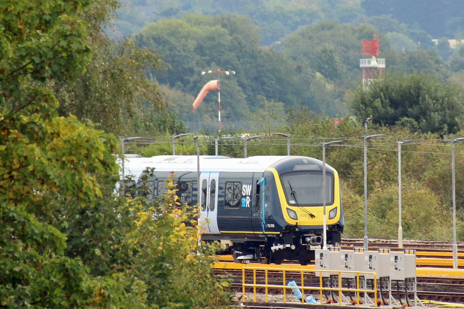 47s and other Classic Power at Southampton: Class 701 'Arterio' Testing ...