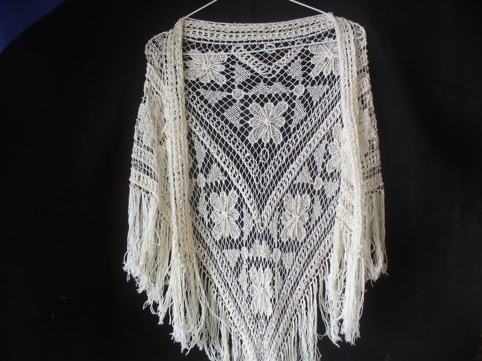 Artesanias en Itatí: Tejidos en encaje Ju