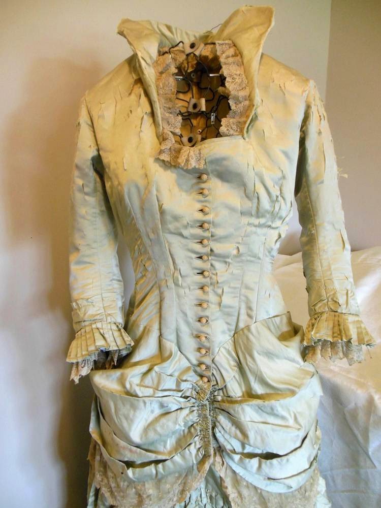 All The Pretty Dresses: Natural Form Dress